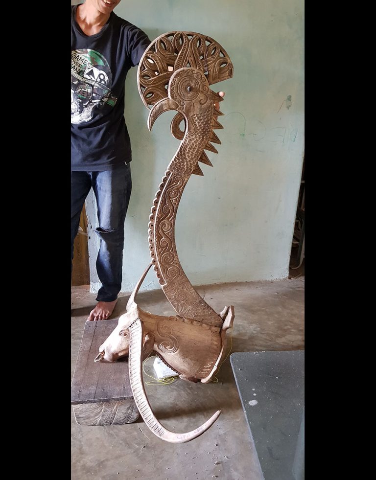 Wooden Buffalo and Katik Ayam Accessories (Kabongngo) - Toraja House ...