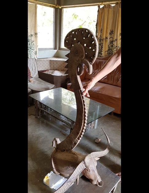 Wooden Buffalo and Katik Ayam Accessories (Kabongngo) - Toraja House ...