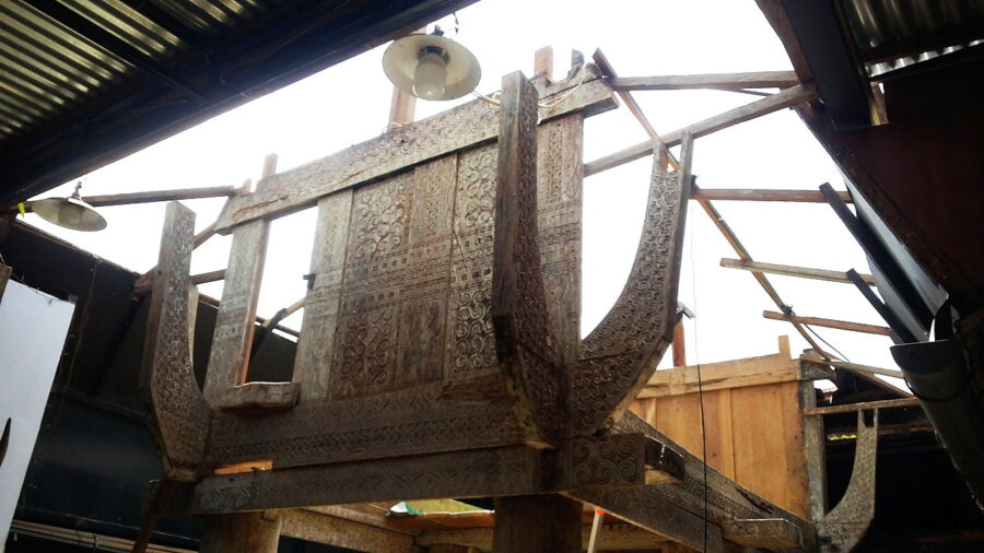 Wonderful Alang, Traditional Toraja Rice Barn (from Pangnganan, Ke'te ...
