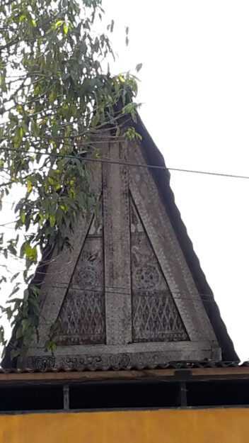 Wonderful Alang, Traditional Toraja Rice Barn (from Pangnganan, Ke'te ...